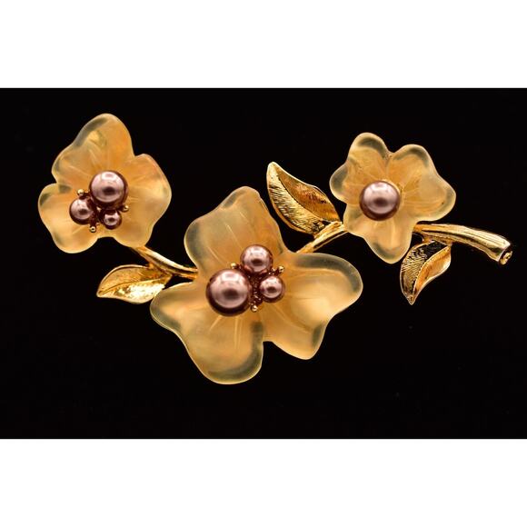 Monet | Jewelry | Monet Vintage Flower Pin Brooch Lucite Faux Pearl ...